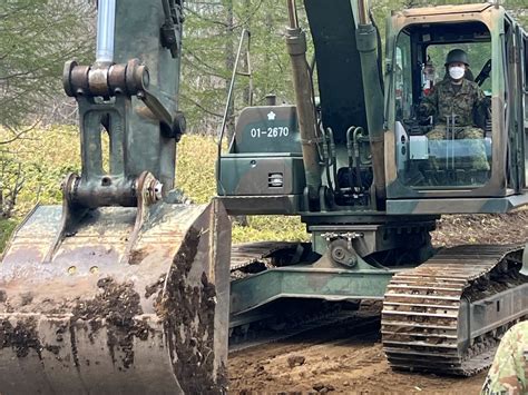 陸上自衛隊 釧路駐屯地 【公式】 On Twitter 【演習場整備第4弾】 第397施設中隊 は日本最大の道場である矢臼別演習場の整備