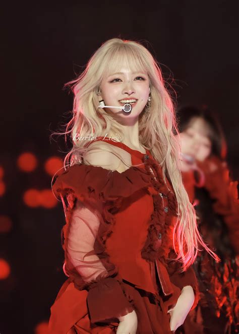 더쿠 알티 엄청타는중인 아이브 리즈 마마 무대사진