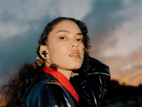 Marshall Motif ANC headphones review: A stylish entry to the ANC market