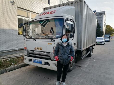 蚌埠刘姐携手江淮1卡帅铃 把家电生意越做越大 第一商用车网 Cvworldcn