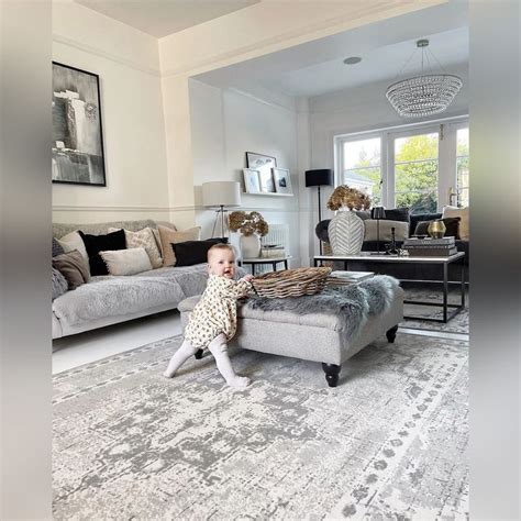 عکس داخل خانه های زیبا برای سالنهای پذیرائی بزرگ {رنگ دکوراسیون 2022}