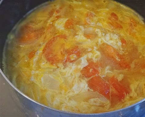 トマトとふんわり卵の味噌汁 Pure Life ～おいしく、楽しく、健康に。～