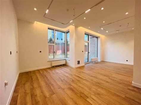 Realtor БЗД Хүрэл тогоотын аманд байрлах Sky View Luxury Villa хотхонд шинэ 293мкв 5 өрөө