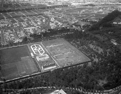 Aerofoto Del Campo Marte Así Como Del Terreno En Donde Sería