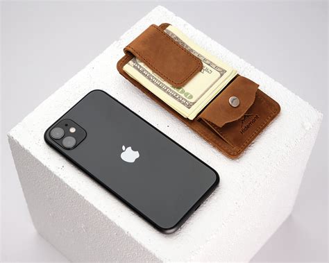 Why You Need A Card Holder Wallet Hidemont