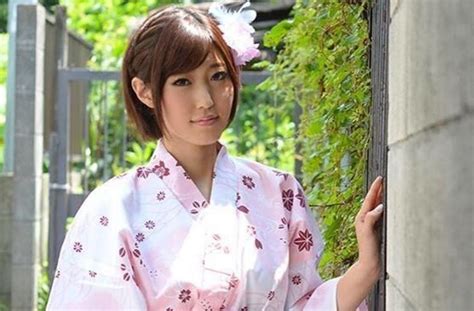 10 Artis Jav Yang Paling Banyak Bikin Film Ada Yang Hampir 1200 Judul