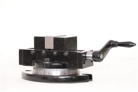 Cast Iron Self Centering Machine Vice Base Type Fixed At Best Price