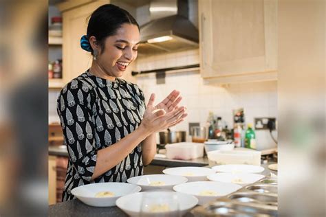 Annaja Join Sohini Banerjee For Dinner At Amar Khamars Annaja Telegraph India