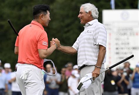 50세 양용은도 놀란 `63세 커플스 60타` ··· Pga 챔피언스 1939일만의 우승 Mk Golf 매일경제