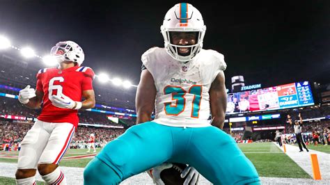 Miami Dolphins 24 17 New England Patriots Hosts Fall To 0 2 In Nfl For