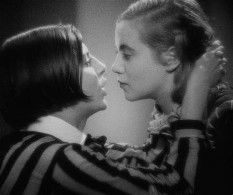 Download Bellesa Classic Lesbians 40 Essential Lesbian Romance Films