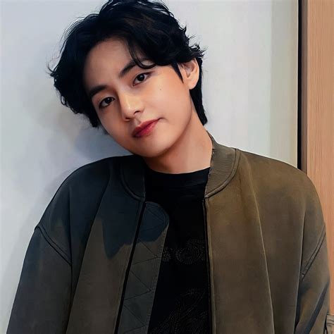 Pin De Greet Vanbrabant En V Taehyung Kim Tae