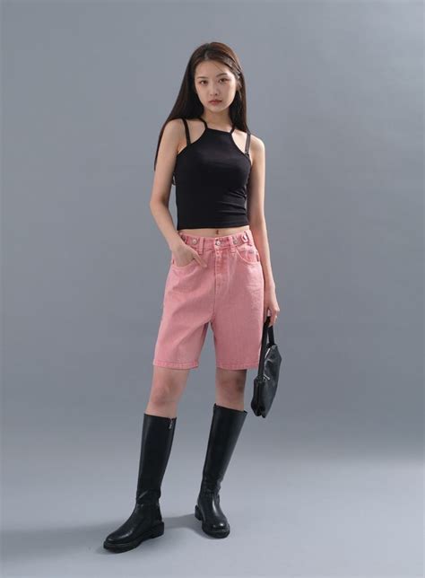 Pin By Нулетэна On Позы тела In 2025 Korean Street Fashion Asian