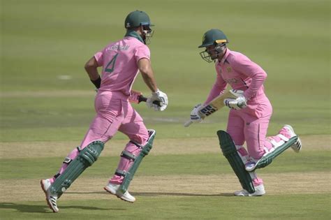 Pakistan Win Toss Elect To Bowl Against South Africa