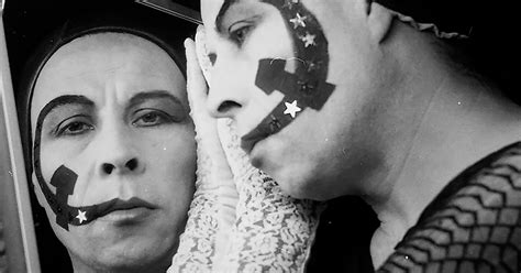 Pedro Lemebel La Loca” Que Se Crió En Piso De Tierra Sacó A Chile Del Clóset Y Denunció Los