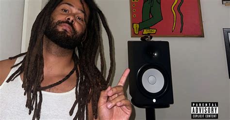 Ritchie Delivers His Abstract Debut Triple Digits 112
