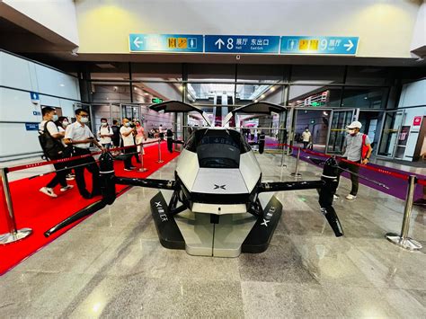 810 812日本化薬さんのドローン向けパラシュートブランドparasafe 株式会社launch Japan