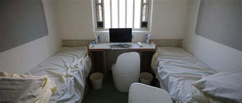 Report 18 Female Prison Guards Fired Or Quit For Alleged Promiscuous