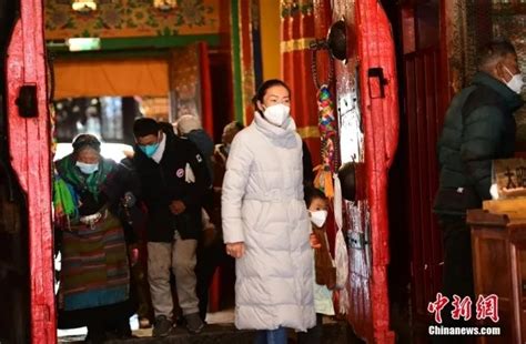 ལལནགཙགལགཁངསགསདགནསཁགསརཡངསཕསའདག 香格里拉藏文网