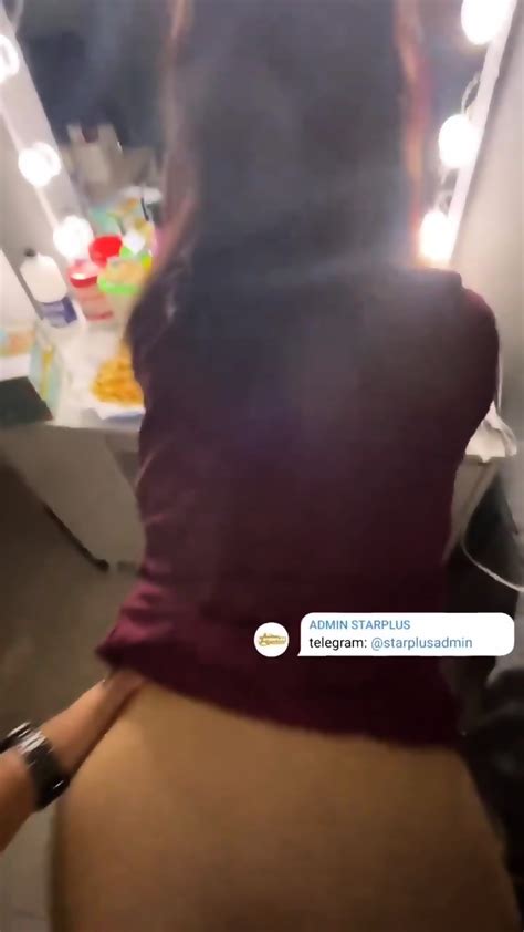 Lanjut Di Entot Gaya Berdiri