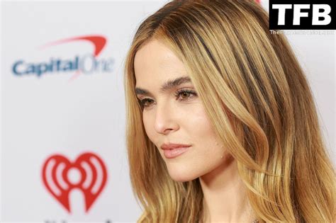 Zoey Deutch Shows Off Her Beautiful Figure At Iheartradio Z100s Jingle