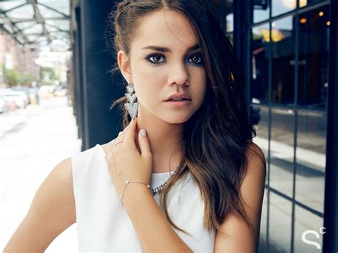 “maia Mitchell” สาวที่ชาวเน็ตคลั่งไคล้ เพราะหน้าเหมือน Kendall Jenner