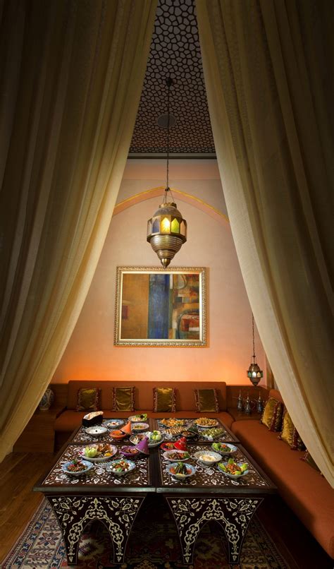 The Worlds Collection Night At Ewaan Ewaan Palace Downtown Dizzer