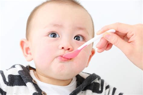 パンのある生活 ～離乳食にもパン！『パン粥』～｜コラム｜ゾンネンブルーメ美味しいドイツパンの店頭販売・通販