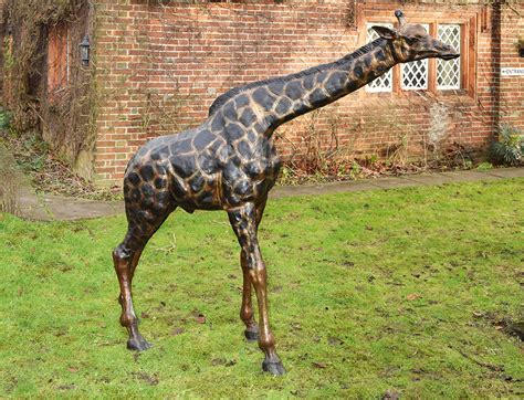 Outdoor Giraffe Statue At Jasper Vogel Blog