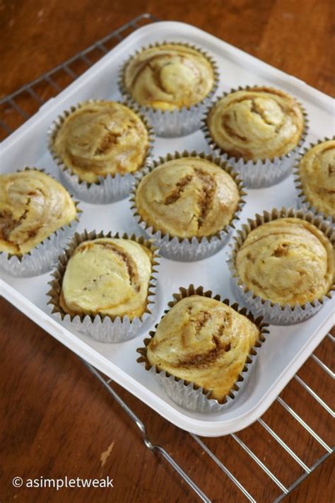 Pumpkin Cream Cheese Swirl Muffins A Simple Tweak