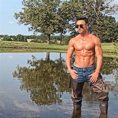 Cade Maddox Maddoxcade • Instagram Photos And Videos