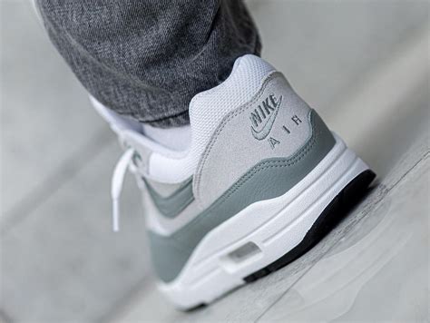 Nike Air Max 1 Mica Green Vert Pâle Apaisant DZ4549 100