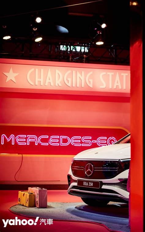 【新車圖輯】2022 Mercedes Benz Eq新車大軍壓境！星奇車庫純電之旅現在啟程！ Yahoo奇摩汽車機車