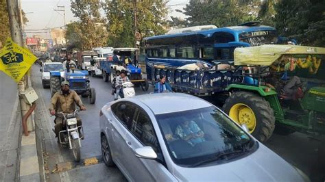 Ratlam News रतलाम मंडी में बढ़ी लहसुन आवक कीमतों में आई कमी जाम की