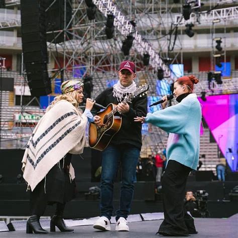 Sofía Reyes Single Bio Career Age Net Worth Height Facts