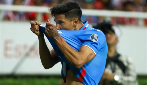 La Celebración De Uriel Antuna Después De Anotarle Gol A Las Chivas Video Esto En Línea