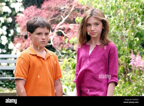 Little Manhattan Josh Hutcherson Charlie Ray 2005 Tm And Copyright C