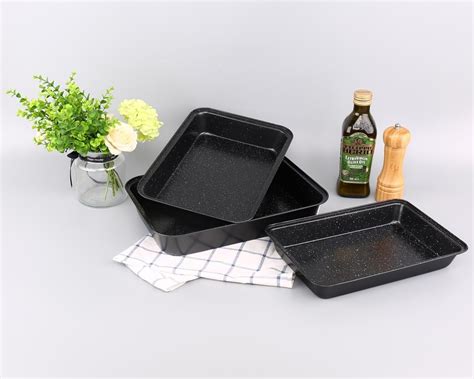 How To Clean Your Baking Trays Kitchenways