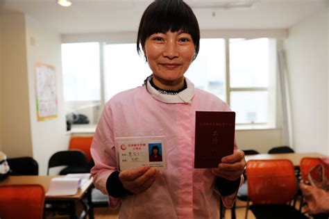 走进都市月嫂 带你领略月嫂是怎样练成的 都市月嫂网 您身边的母婴护理专家