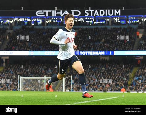 Tottenham Hotspur S Son Heung Min Celebrates Scoring His Team S Second Goal Stock Photo Alamy