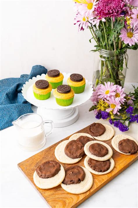 Easy Solar Eclipse Snack Ideas Eclipse Cookies And Eclipse Cupcakes