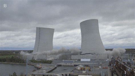 Nuclear Power Plant Explosion 