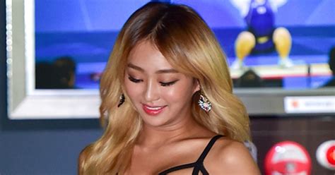 씨스타 효린 넘치는 볼륨감 포토