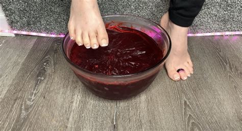Free Feet Food Porn Videos Xhamster