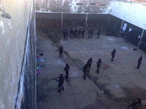G1 Detento leva tiro no olho em rebelião e fica cego diz defensor