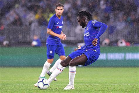 Tiémoué Bakayoko Latest Chelsea Player Targeted By Ac Milan We Aint