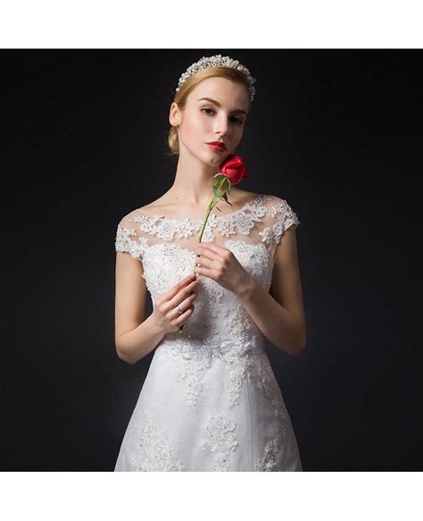 Feminine A Line Scoop Neck Court Train Tulle Wedding Dress With