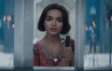 Pourquoi Le Nouveau « Blanche Neige De Disney Suscite T Il La