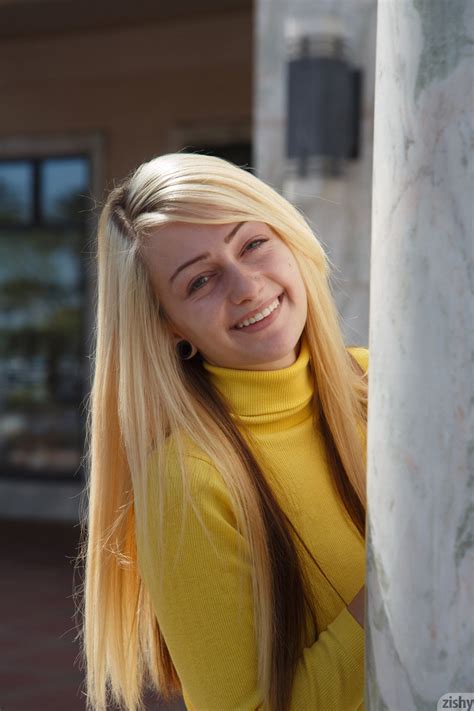 Dahlia Polk Pictures 16 Images