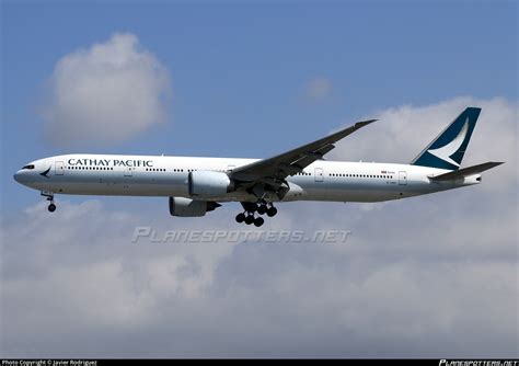 B Hnr Cathay Pacific Boeing 777 367er Photo By Javier Rodriguez Id